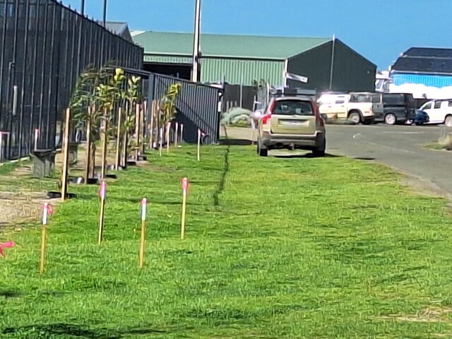 Footpath works to begin at American River | The Islander