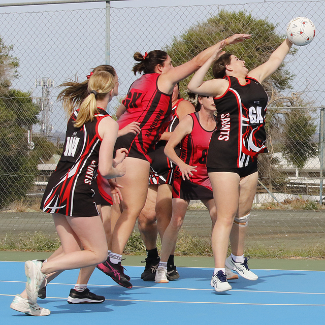 Western Districts v Wisanger 2 in 17&U netball: PHOTOS | The Islander