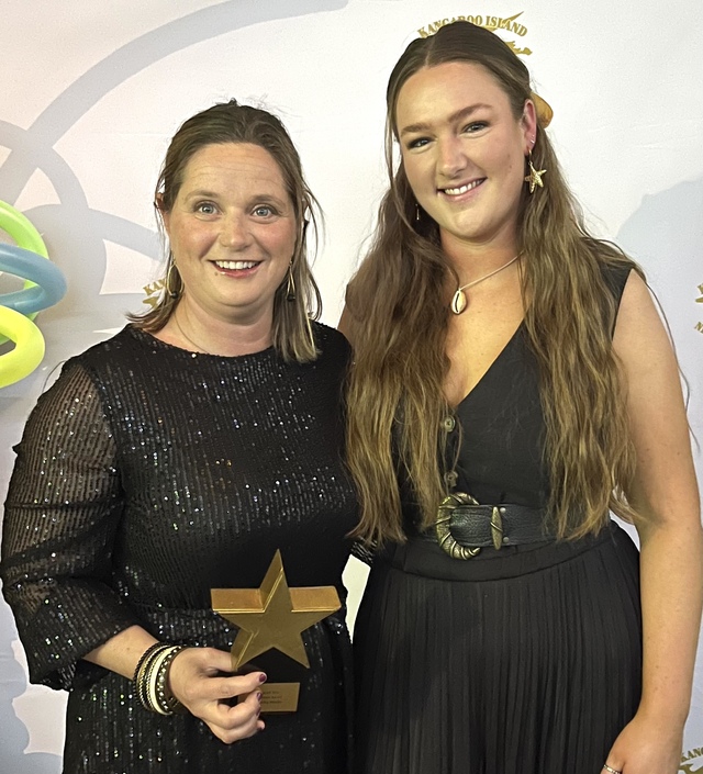 KINA Senior Netball trophies presented at the Parndana Hotel | The Islander