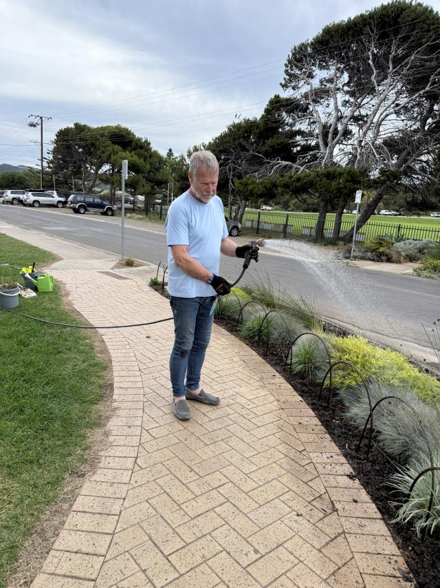 Gardening volunteers continue legacy of Bryon Buick on Penneshaw main ...